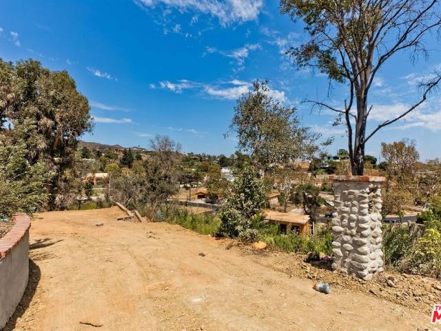 16503 Las Casas Place