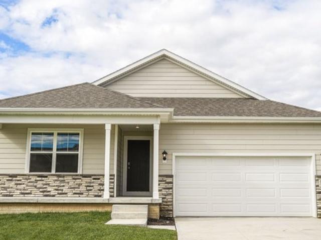 16502 Clay St, Bennington, NE 68007