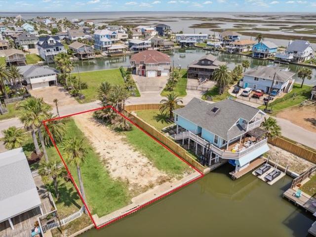 16507 Jamaica Cove Rd, Jamaica Beach, TX 77554