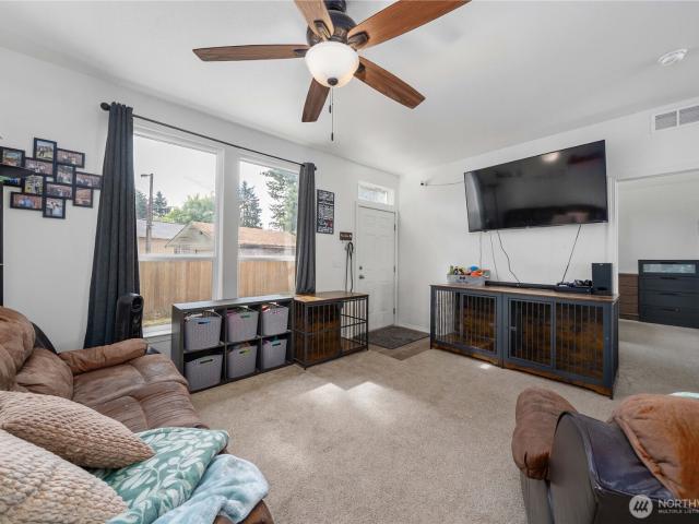 16507 Suntree Court SE