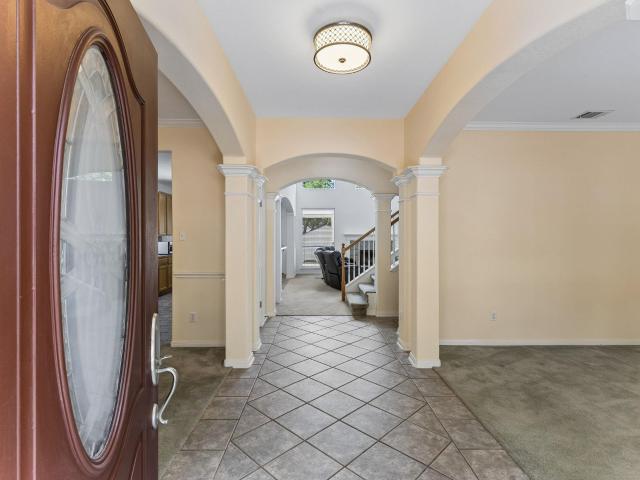 16504 Lounsbury Pl