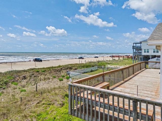 16505 Jamaica Beach Road