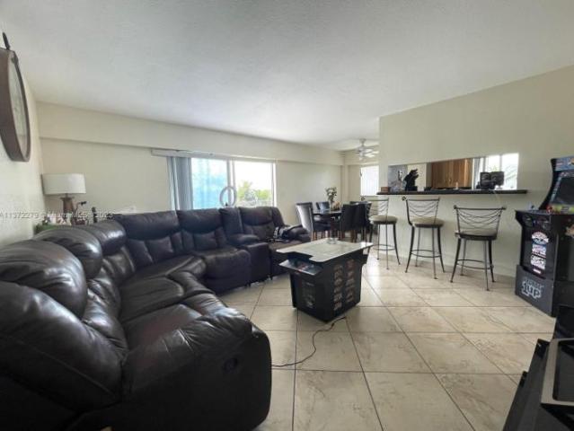 16508 26th Ave NE #405, North Miami Beach, FL 33160