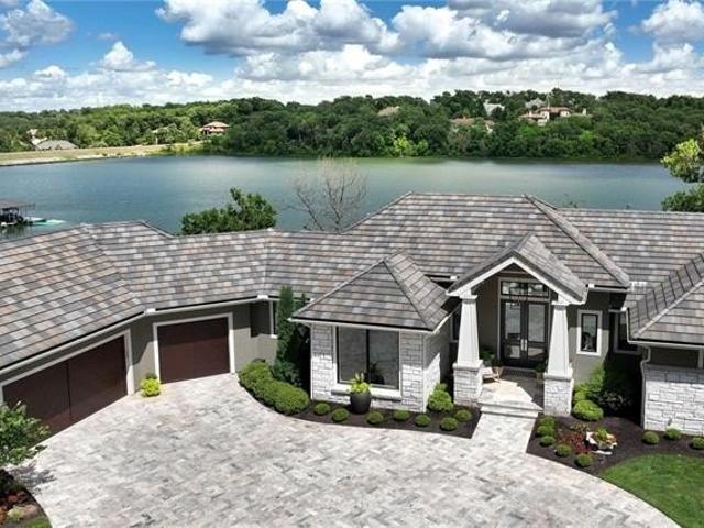 16509 Macallister Ct, Loch Lloyd, MO 64012
