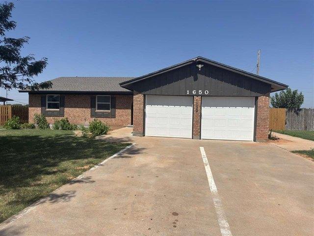 1650 NW 50th St, Lawton, OK 73505