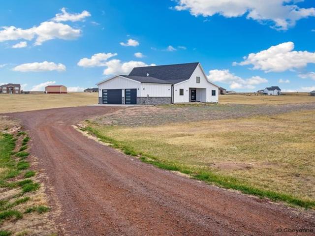 1650 N Ridge Dr, Cheyenne, WY 82009