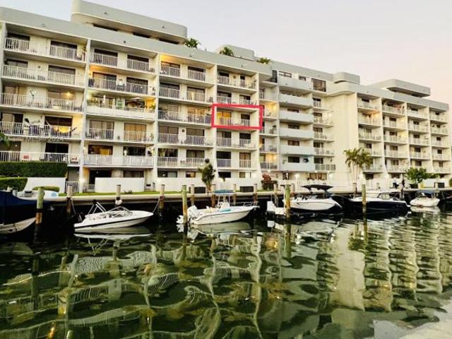 1650 NE 115th St #408, Miami, FL 33181