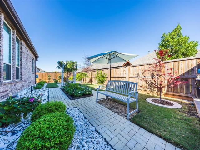 1650 Oakcrest Drive