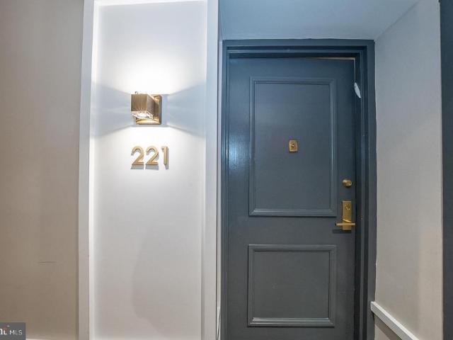 1650 Oakwood Drive # E221