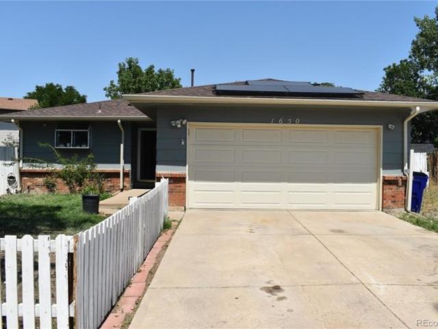 1650 Biscay Cir, Aurora, CO 80011