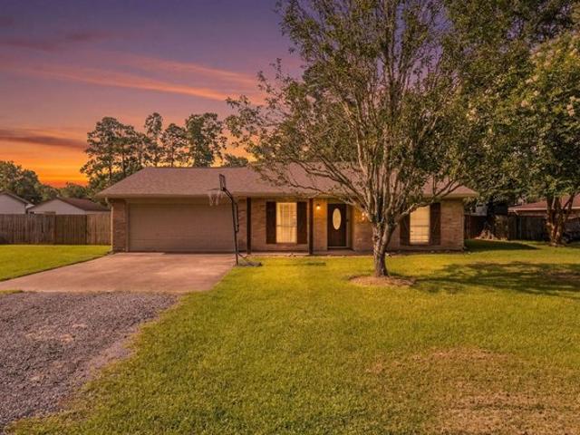1650 Bluebonnet St, Vidor, TX 77662