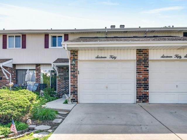 1650 Castbourne Ct, Wheaton, IL 60189
