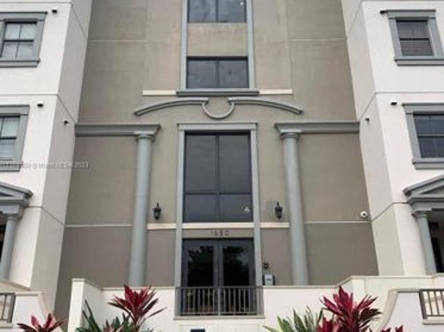 1650 Galiano St #411, Coral Gables, FL 33134