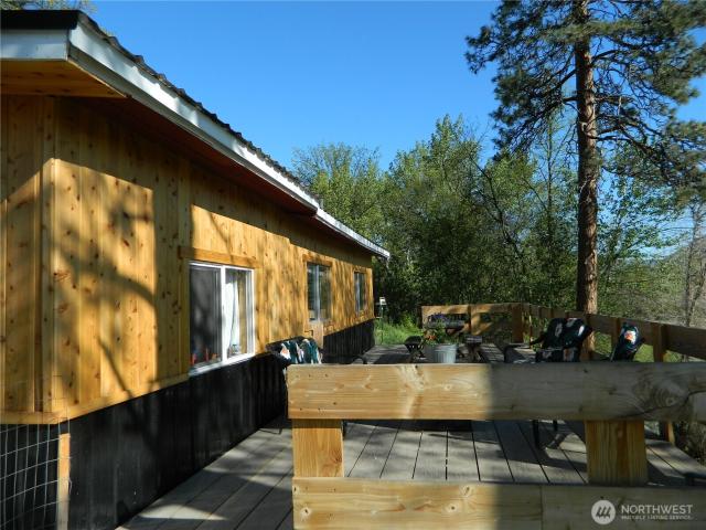 1650 Highway 7