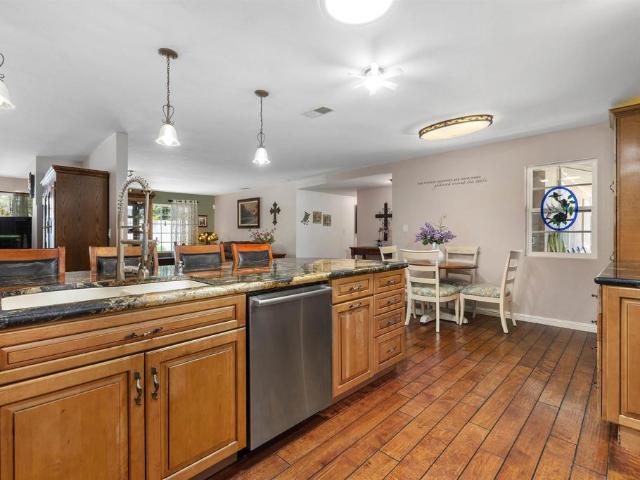 1650 Queenston Dr, Escondido, CA 92027 | MLS #PTP2602 | Compass