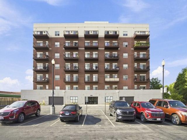 1650 Riverwoods Dr Unit 403, Melrose Park, IL 60160