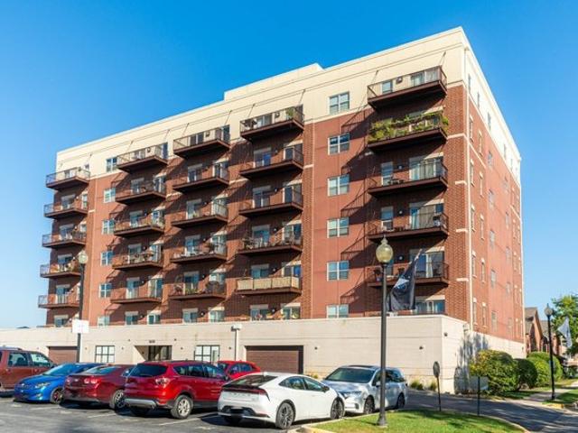 1650 Riverwoods Dr Unit 205, Melrose Park, IL 60160