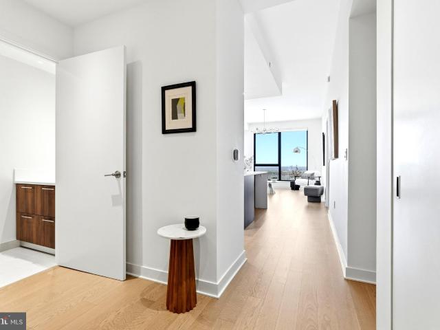1650 Silver Hill Dr, Unit 1703, McLean, VA 22102 | MLS #VAFX2293 | Compass