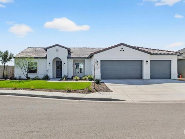 16513 Chloe Ct, Bakersfield, CA 93314