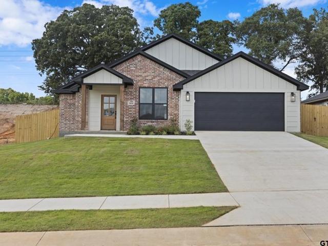 16510 Crossing Cir, Lindale, TX 75771