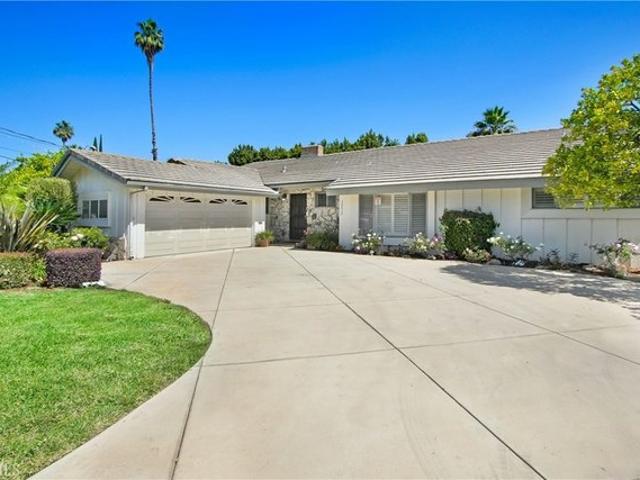 16517 Hartsook St, Encino, CA 91436