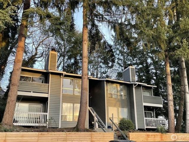 16518 NE 85th St, Redmond, WA 98052