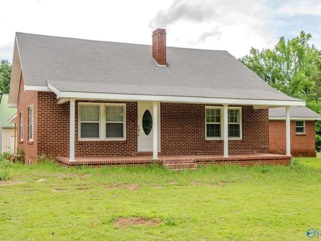 16519 Market St, Moulton, AL 35650