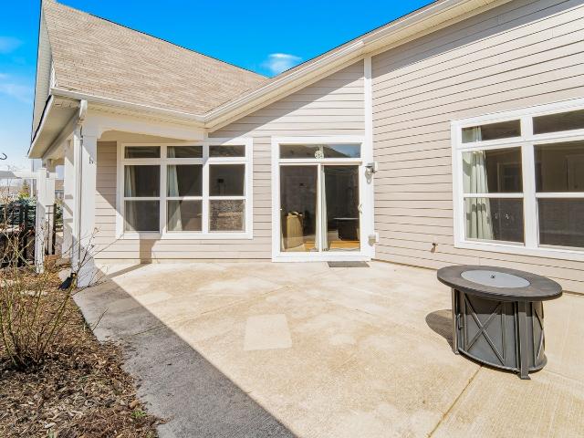 16519 S Fox Run Circle