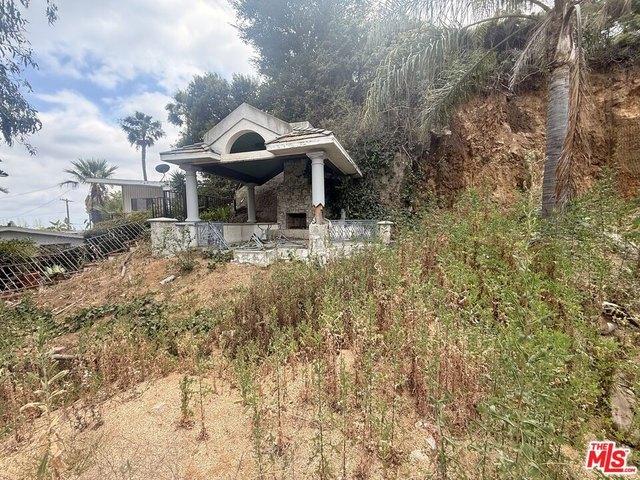 1651 Marlay Dr, West Hollywood, CA 90069