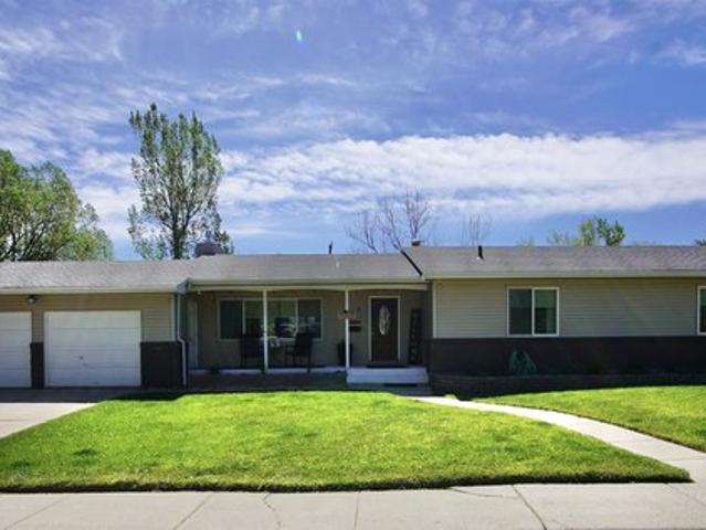 1651 Brentwood Dr, Casper, WY 82604