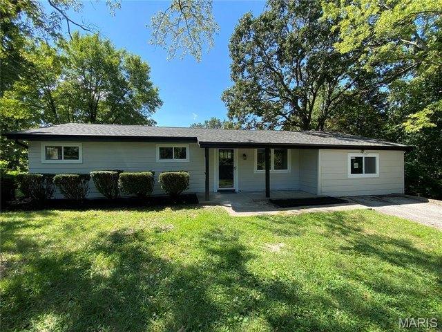 1651 Crystal Heights Rd, Festus, MO 63028