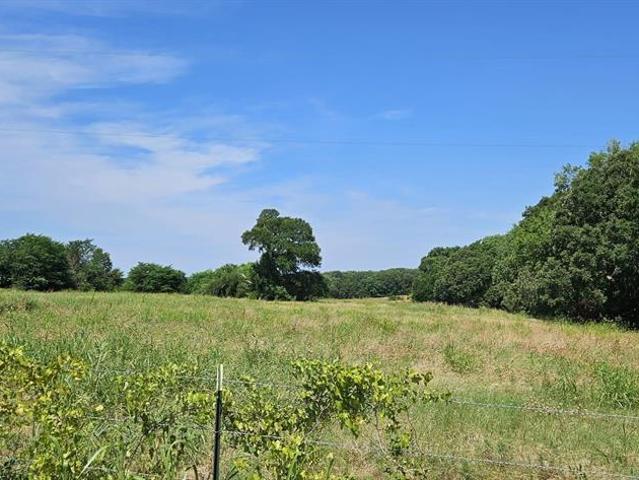 1651 Desvoignes Rd, Denison, TX 75021 | MLS #21227