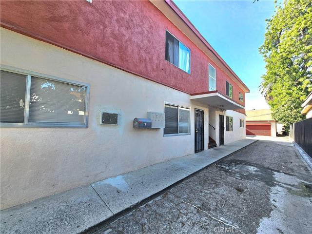 1651 E 42nd St, Unit 1, Los Angeles, CA 90011 | MLS #SB26096