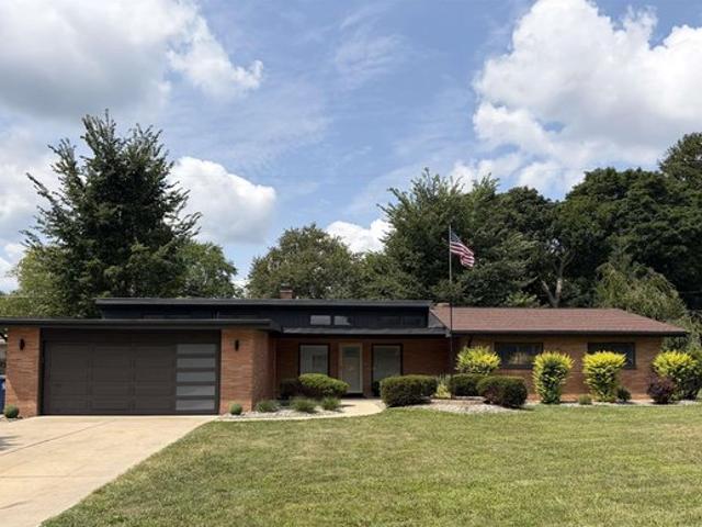 1651 Passolt St, Saginaw, MI 48638