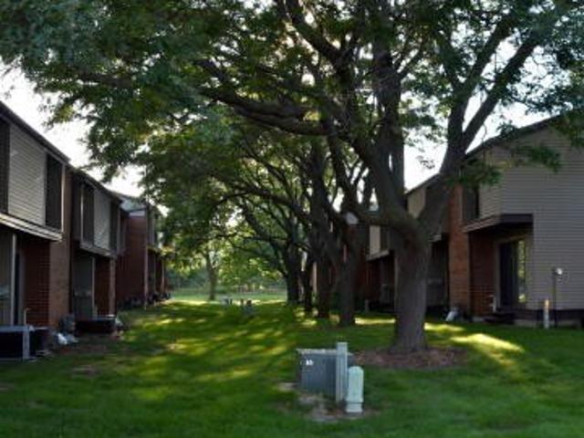1651 W Edgerton Ave Unit B, Milwaukee, WI 53221