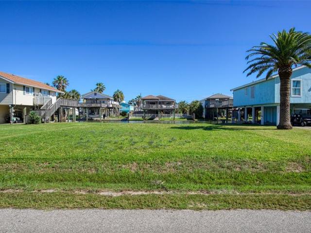 16523 Bahama Way, Galveston, TX 77554