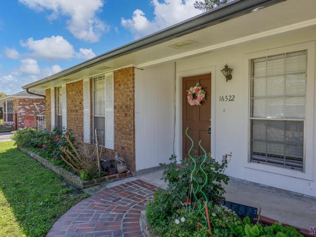 16522 Batavia Ave, Baton Rouge, LA 70817 | MLS #BR2026005 | Compass
