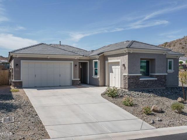 16527 W Valencia Dr, Goodyear, AZ 85338