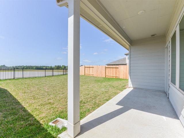 16524 Cascading Pnes Ct, Conroe, TX 77302 | MLS #6973 | Compass