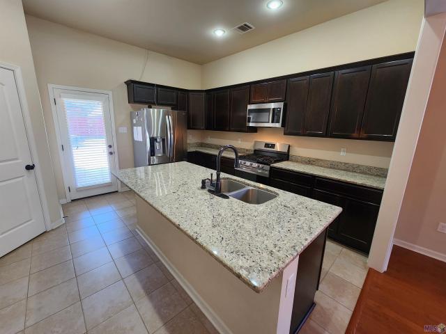 16529 Gallion Dr, Prairieville, LA 70769 | MLS #BR2026004 | Compass