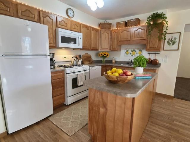 1652 Exchange Street # 45
