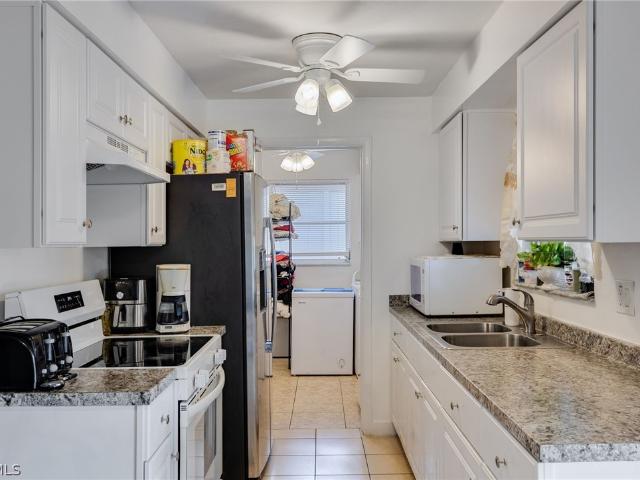 1652 Jamestown Ct, Fort Myers, FL 33907 | MLS #2026010