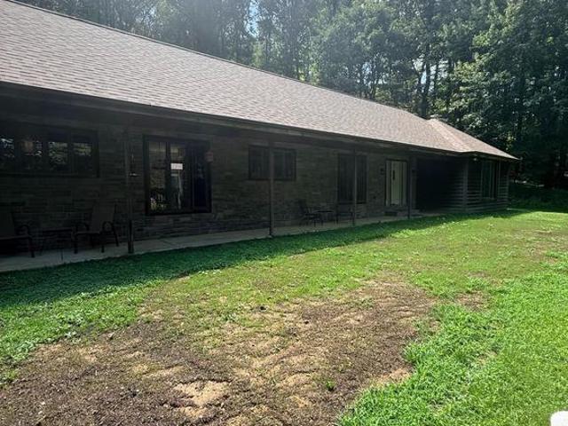 1652 Pottstown Pike