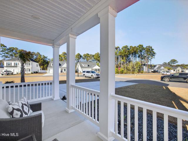 1652 White Starfish Court