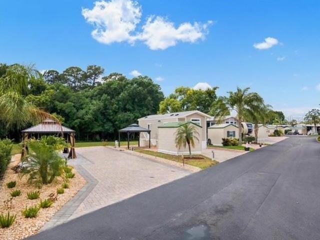 16532 Sunshine Ave, Clermont, FL 34714 | MLS #L4960 | Compass