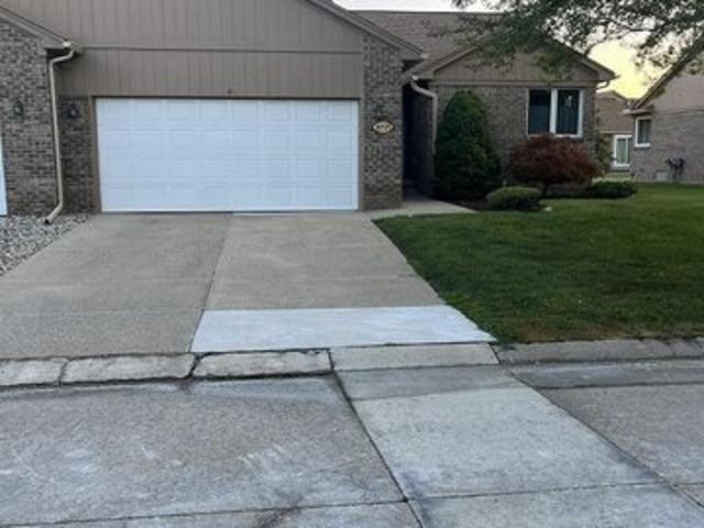 16535 Tyler Dr Unit 46, Clinton Township, MI 48038