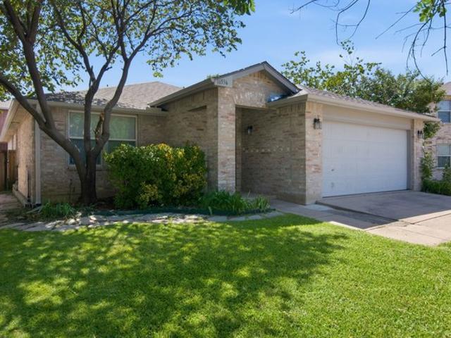 16536 Jasmine Springs Dr, Fort Worth, TX 76247