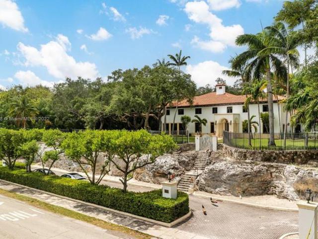 1653 Bayshore Dr S, Miami, FL 33133