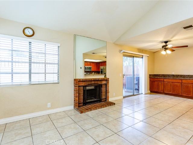 1653 Toyon Place