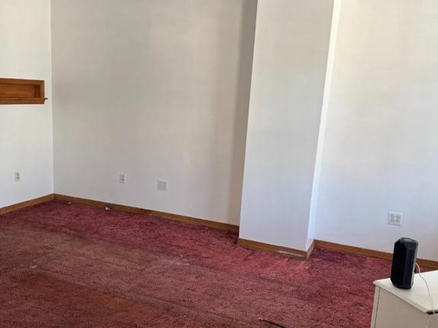1653 W Norwegian Street
